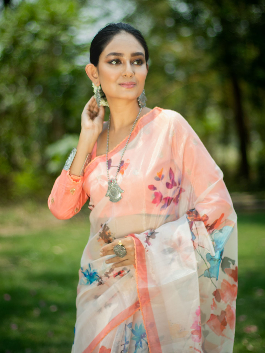 Buy Kandora Floral Printed Saree - Sarees for Women 31108990 | Myntra