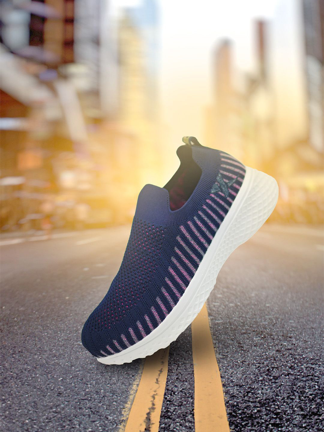 Buy Xtep Women Reactive Coil Running Shoes - Sports Shoes for Women ...