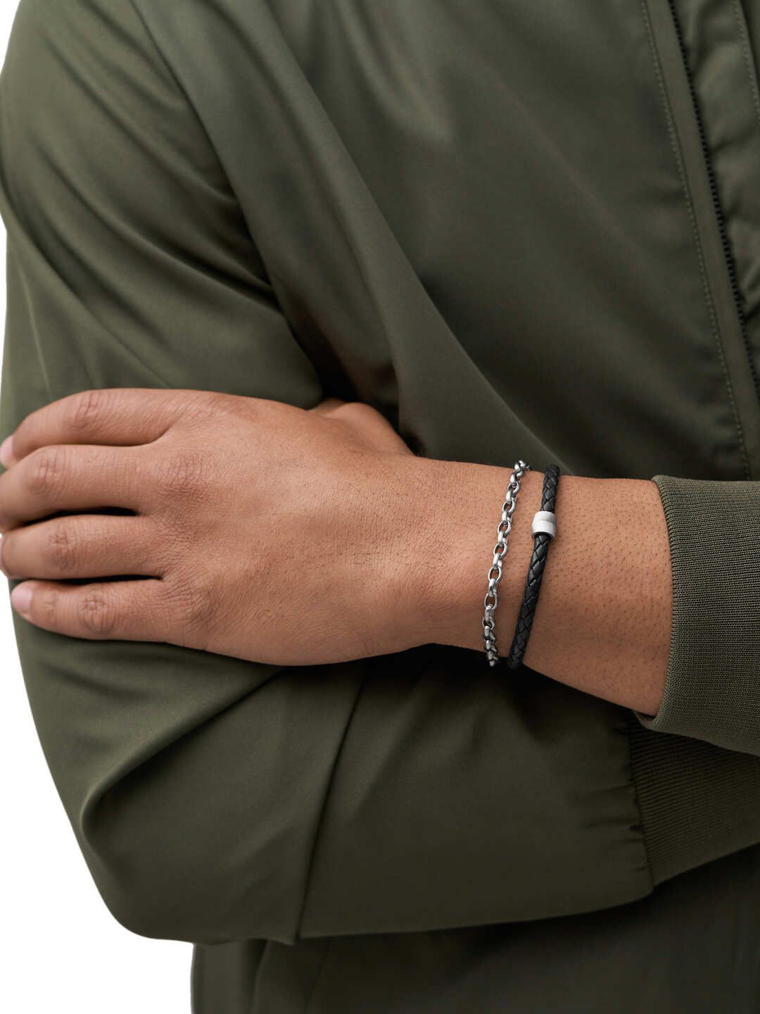 Buy Fossil Men Stainless Steel Armlet Bracelet - Bracelet for Men ...