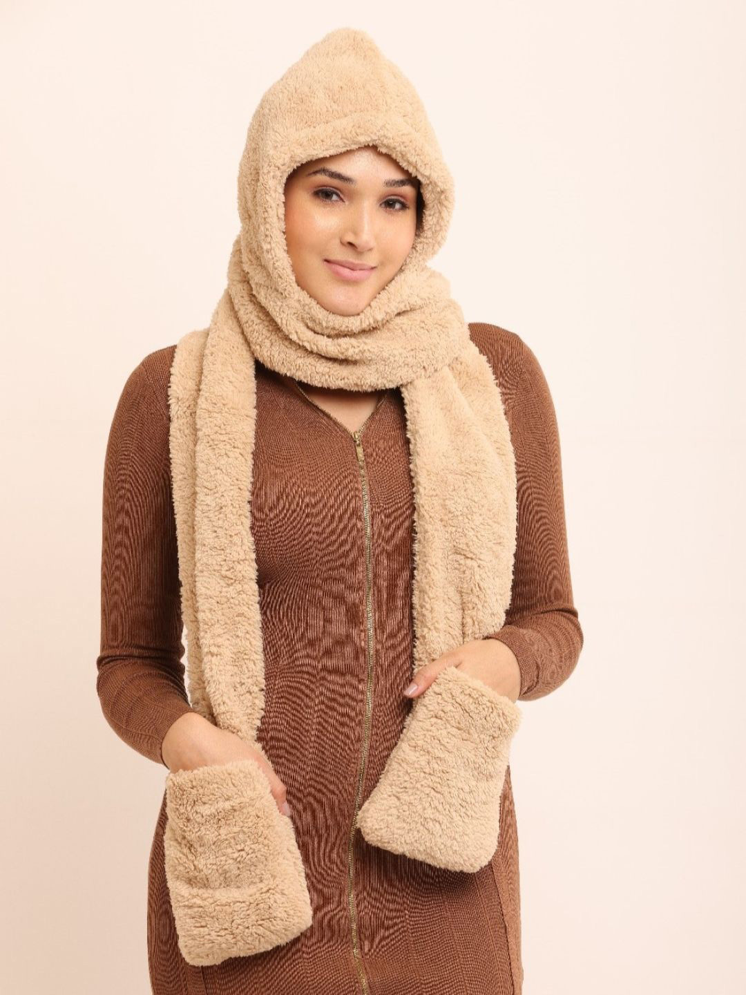 Buy Poftik Women Woollen Long Scarf - Caps for Women 30819490 | Myntra