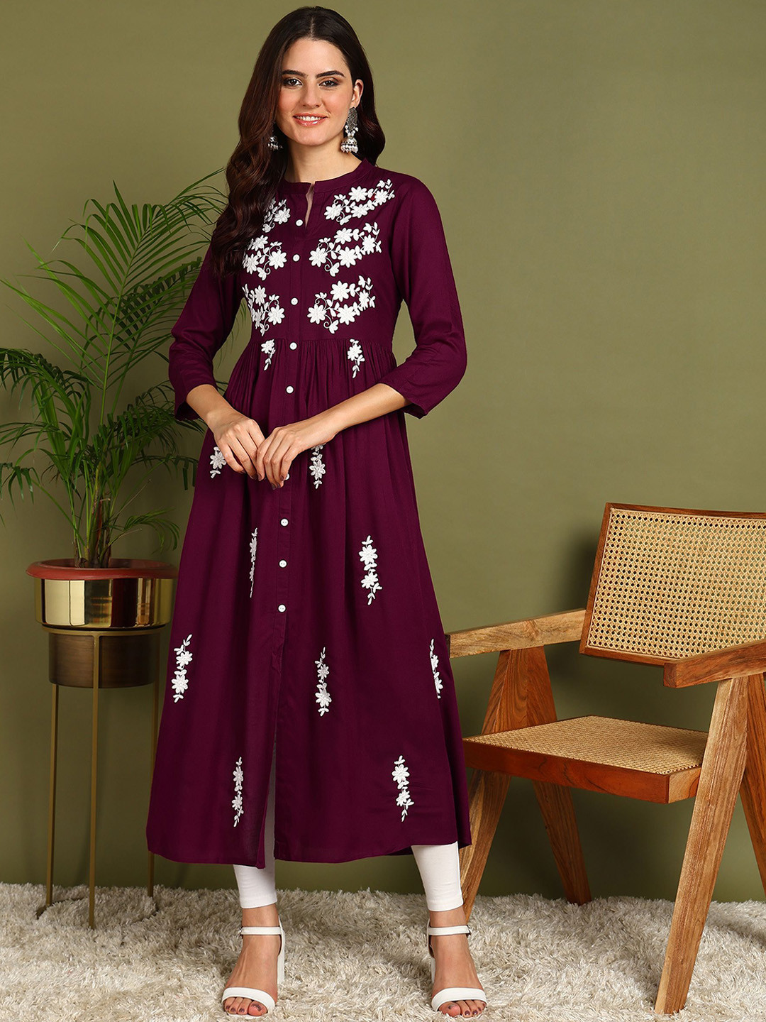 Buy Kapad Dwar Floral Embroidered Mandarin Collar Pleated A Line Kurta ...