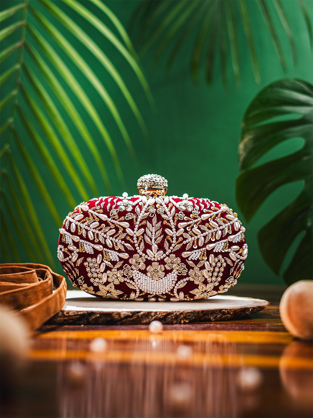 Buy Anouk Embroidered Box Clutch - Clutches for Women 30875916 | Myntra