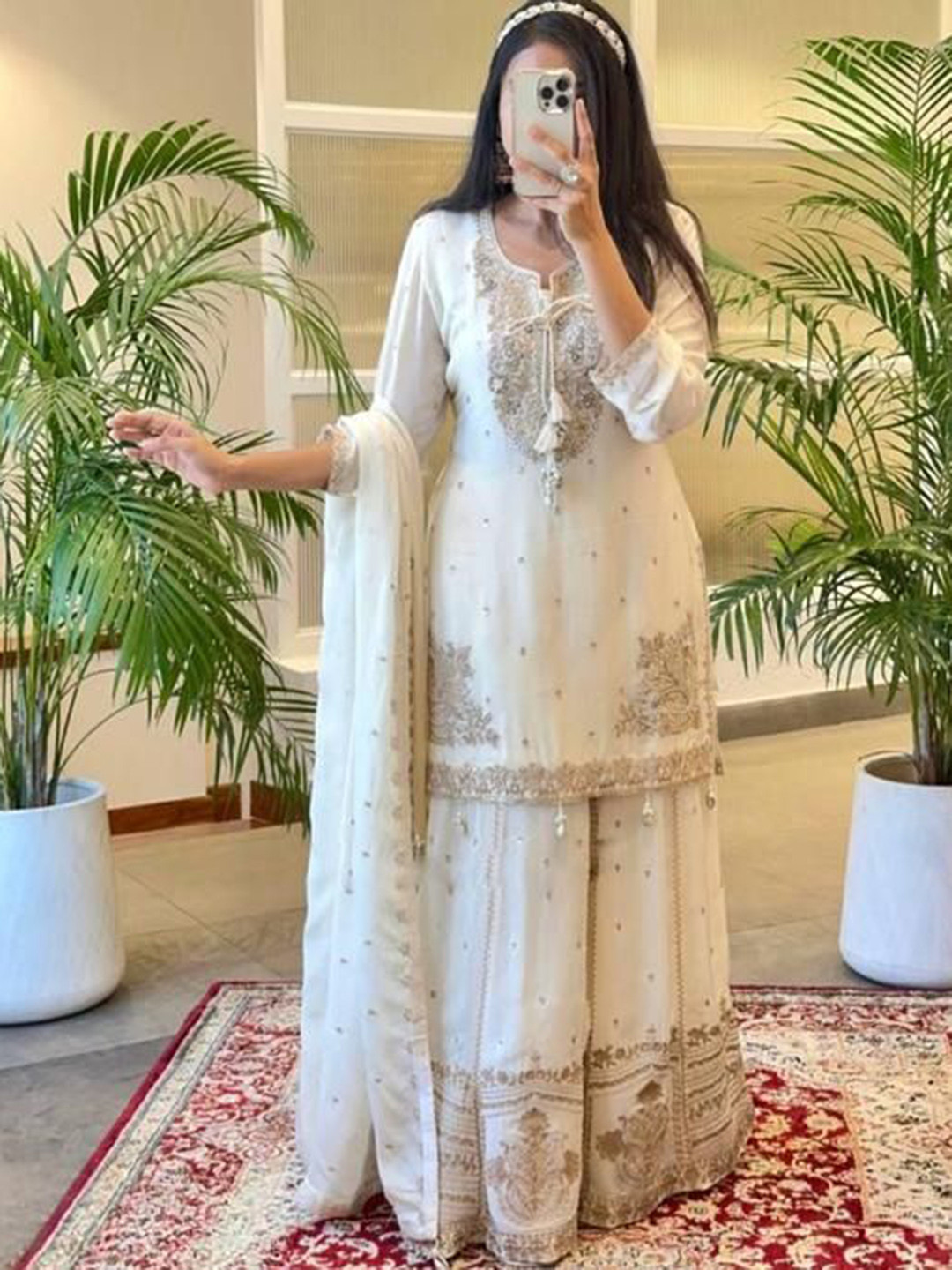 Buy ANVERI TEXTILE Women Ethnic Motifs Embroidered Silk Kurta With ...