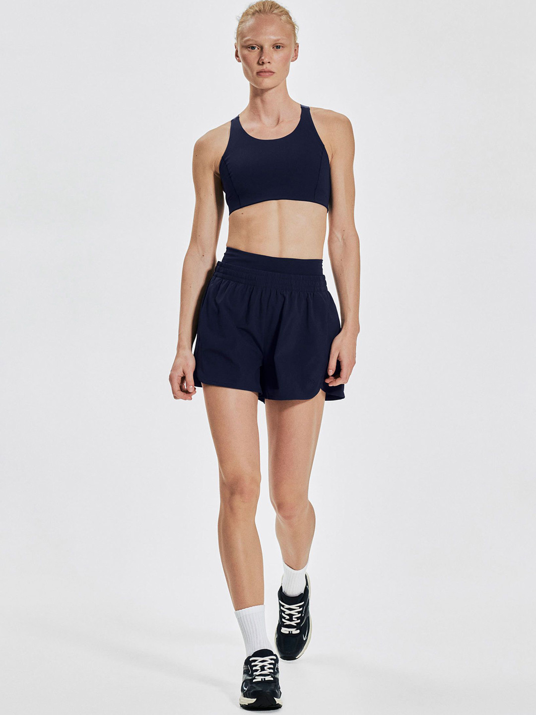 Buy H&M Running Shorts With DryMove - Shorts for Women 33638507 | Myntra