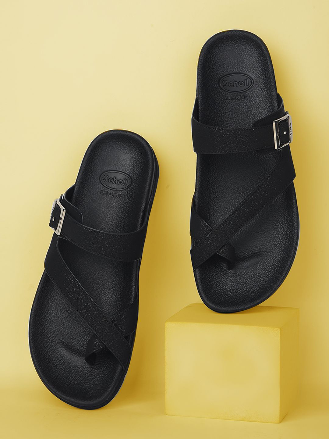 Buy Scholl Women's Toe Ring Flats - Flats for Women 33629895 | Myntra