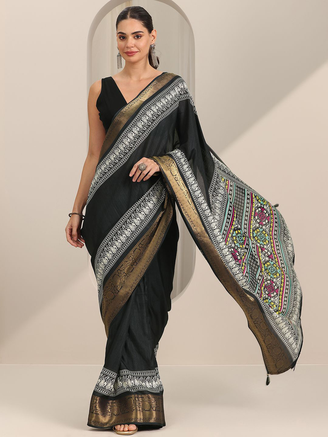 Buy Libas Solid Woven Design Saree - Sarees for Women 33438902 | Myntra