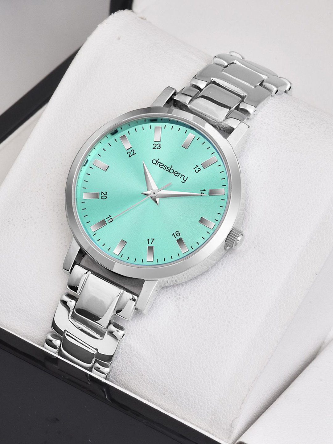 Buy DressBerry Women Brass Dial & Stainless Steel Straps Analogue Watch ...