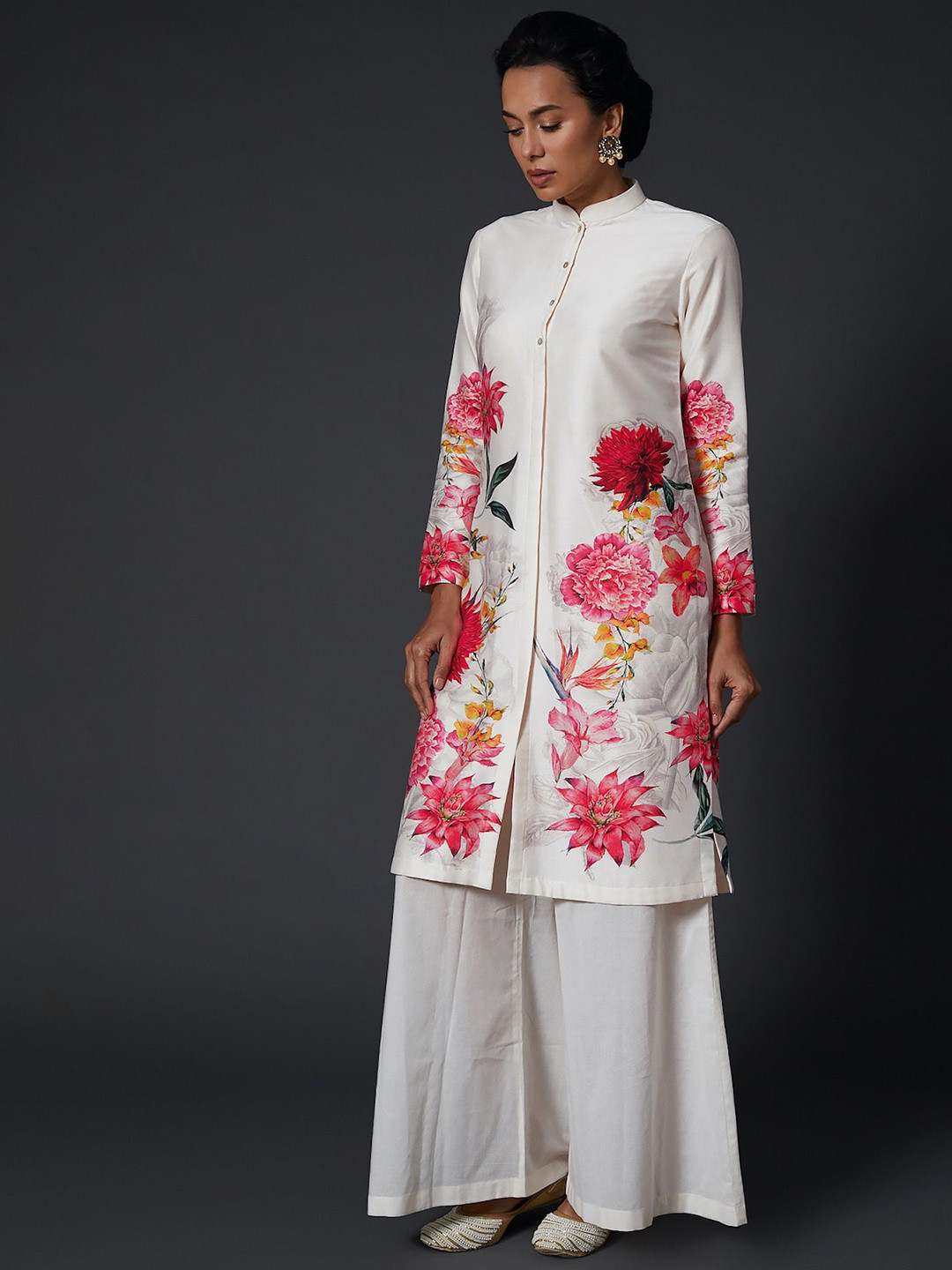 Buy Balance By Rohit Bal Women Floral Printed Straight Kurta With ...