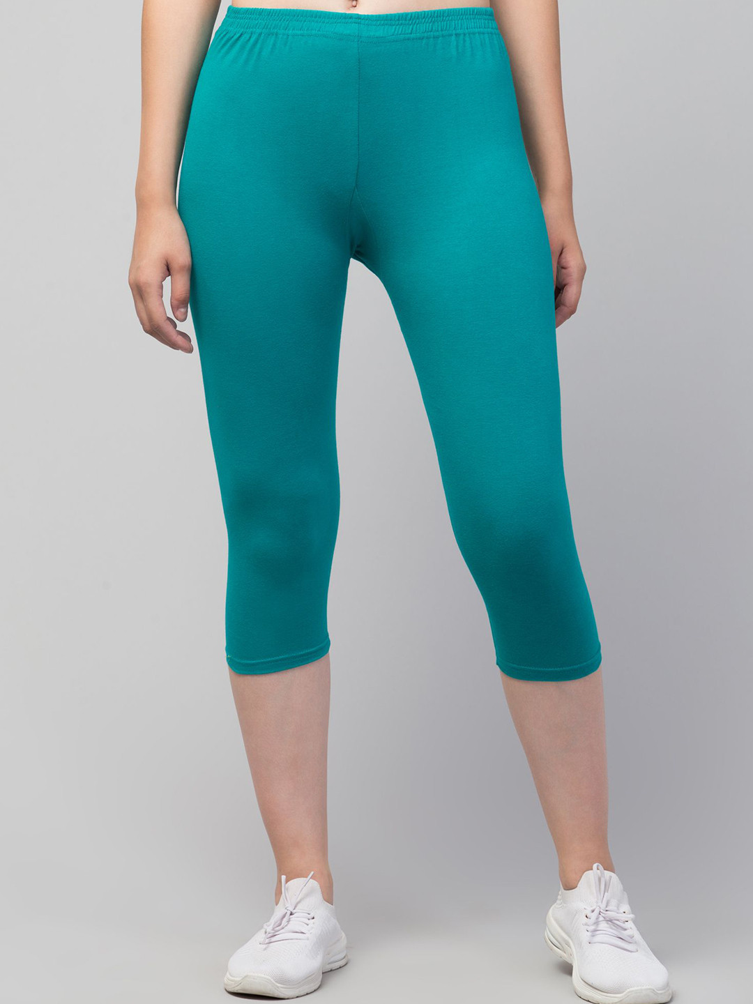 Buy Apraa & Parma Women Pack Of 2 Skinny Fit Capris - Capris for Women ...