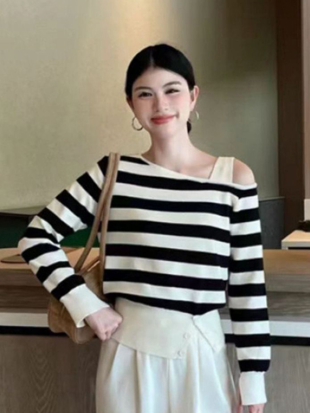 Buy KPOP Women Horizontal Striped Top - Tops for Women 33760033 | Myntra