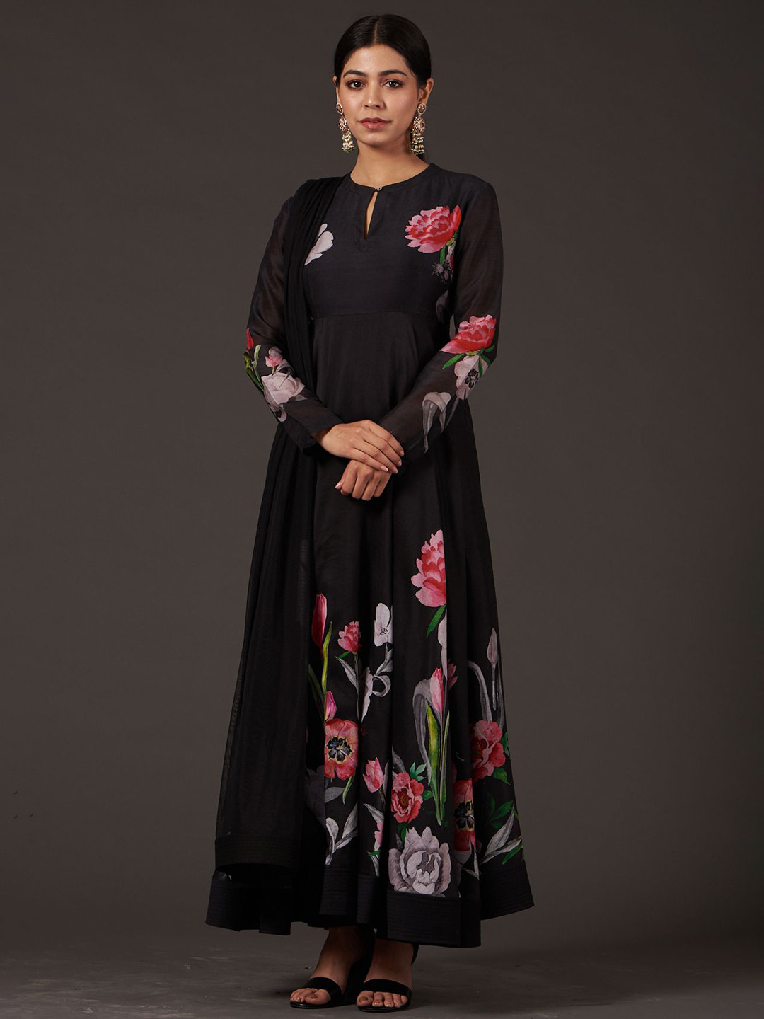 Buy Balance By Rohit Bal Women Floral Printed Kurta With Trouser ...