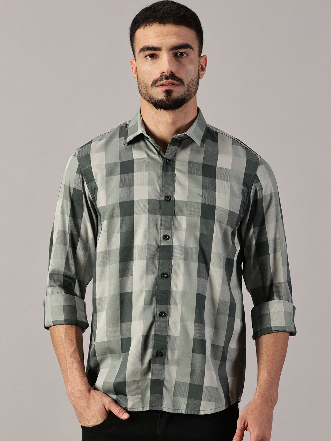Buy LEON Men Regular Fit Gingham Checked Spread Collar Casual Shirt ...