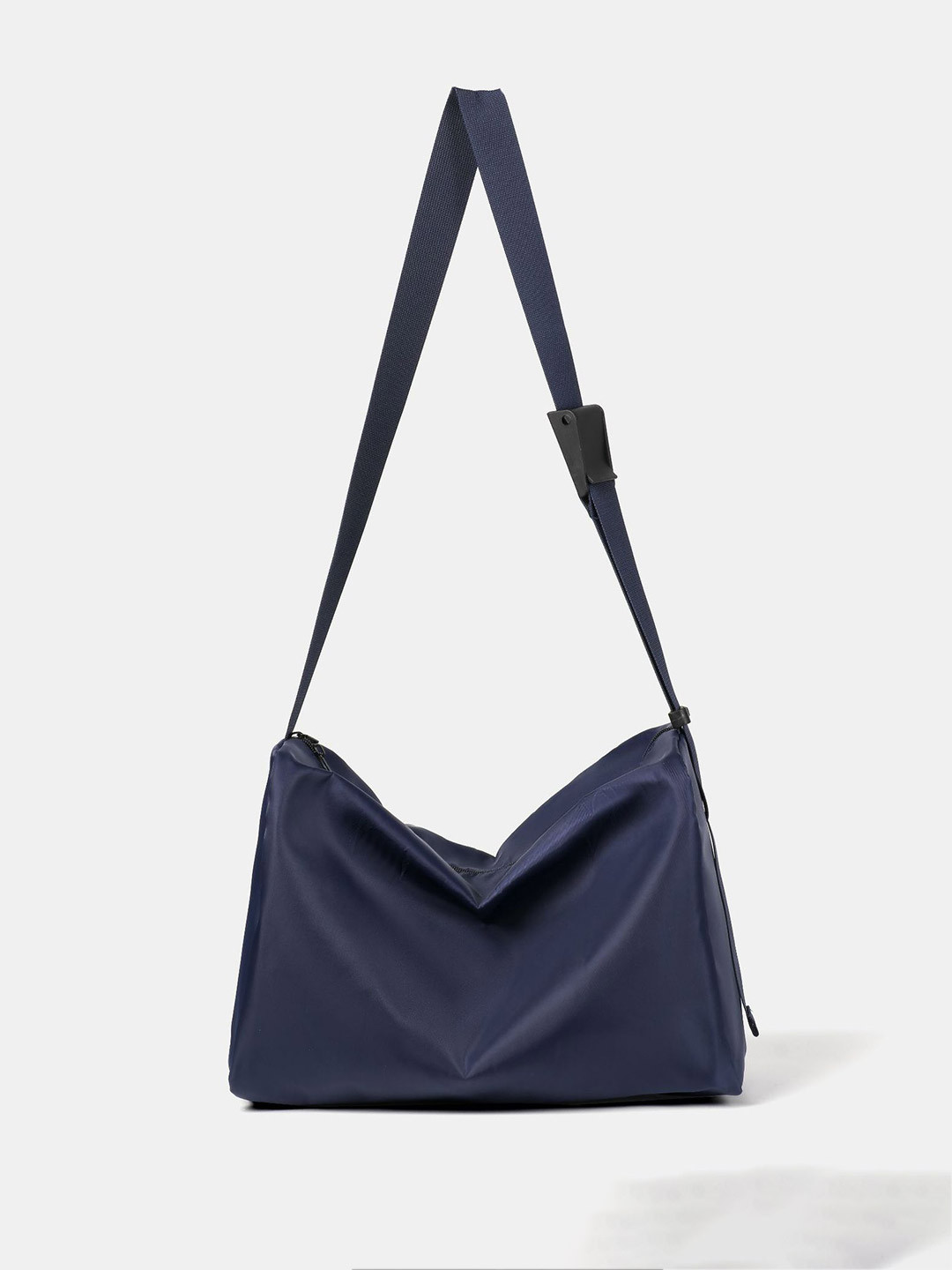 Buy StyleCast X Revolte Hobo Bag - Handbags for Women 33797913 | Myntra