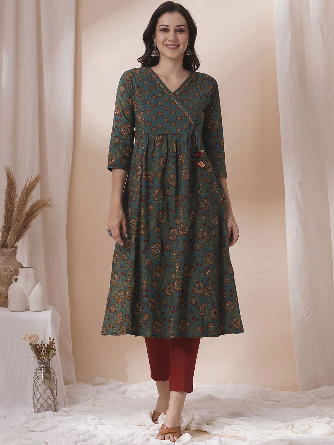 Buy KAMI KUBI Floral Printed V Neck A Line Pure Cotton Kurta - Kurtas ...