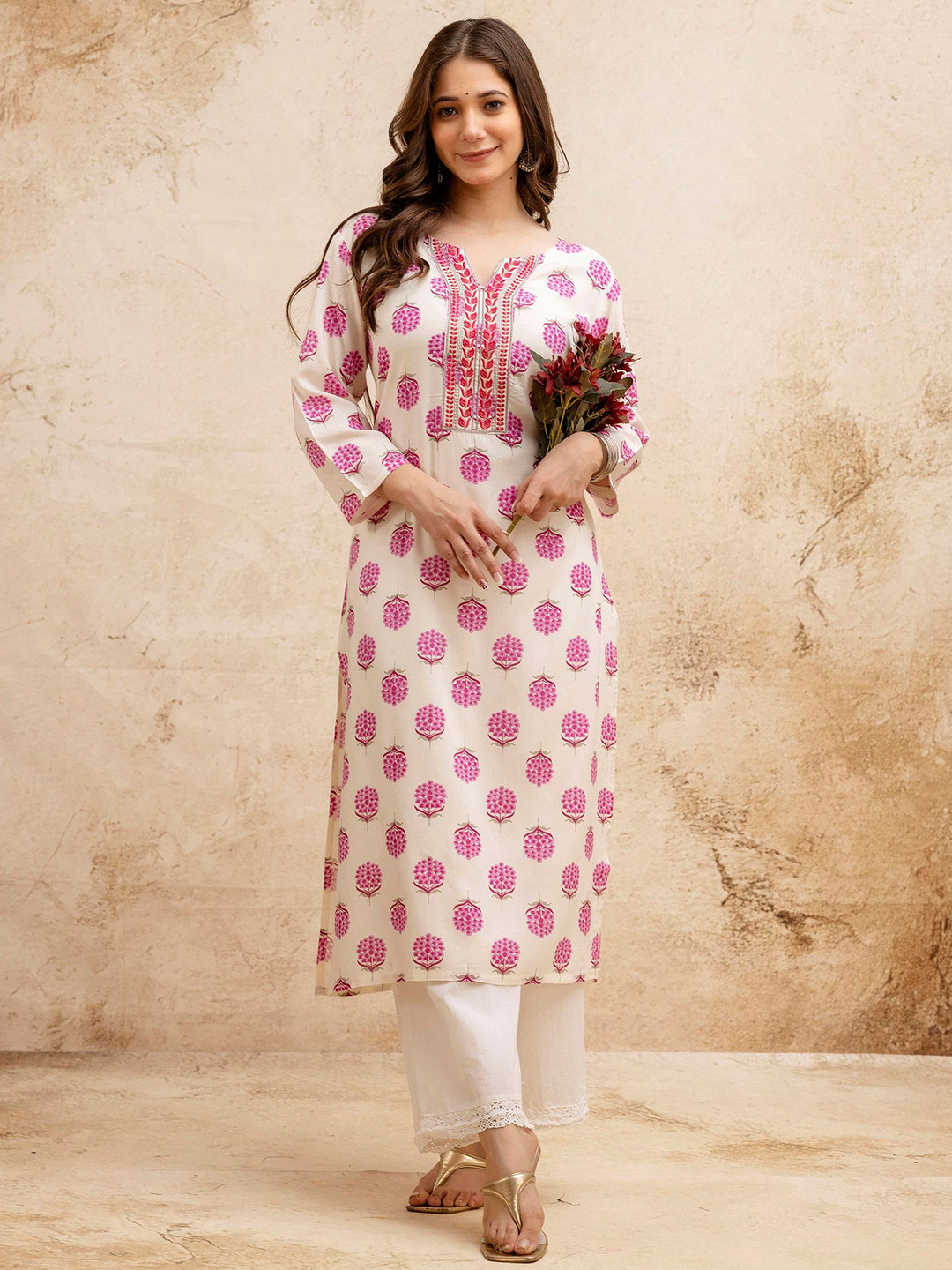 Buy SURHI Women Floral Embroidered Thread Work Floral Kurta - Kurtas ...
