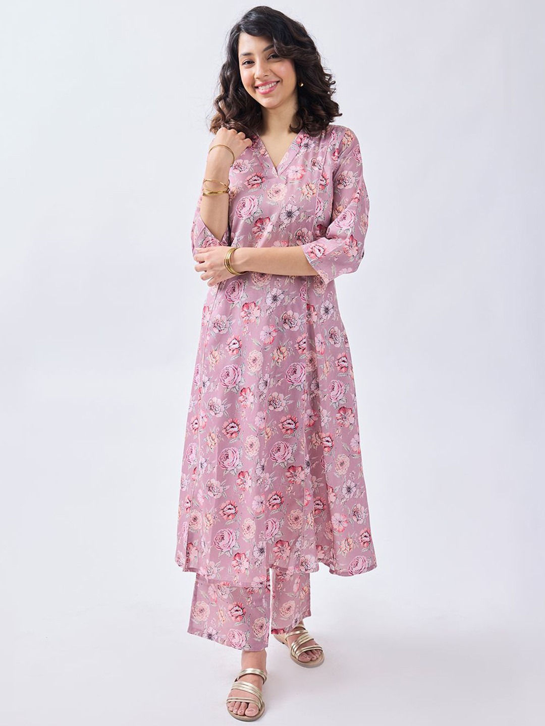 Buy KERI PERRY Floral Printed V Neck A Line Kurta With Palazzos - Kurta Sets for Women 32795928 ...