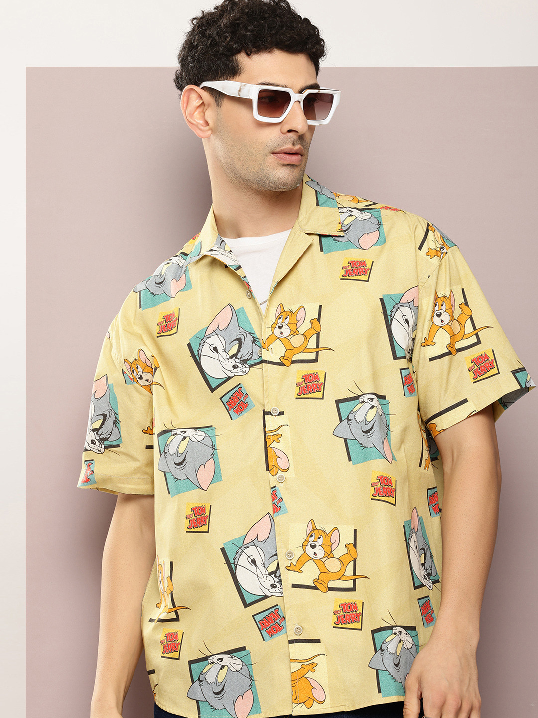 Buy Kook N Keech Tom & Jerry Printed Drop Shoulder Sleeves Relaxed Fit ...