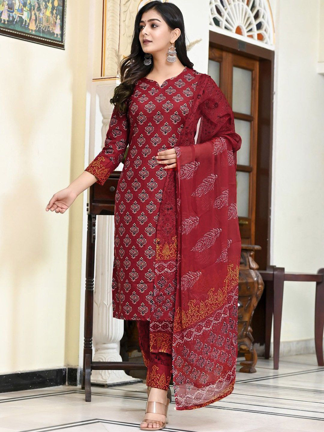 Buy Moda Rapido Ethnic Motifs Printed Notch Neck Straight Kurta With ...