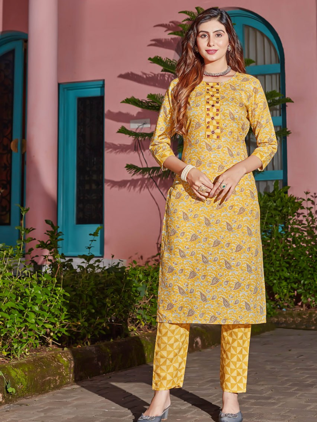 Buy Fashion FRICKS Women Ethnic Motifs Embroidered Regular Thread Work ...