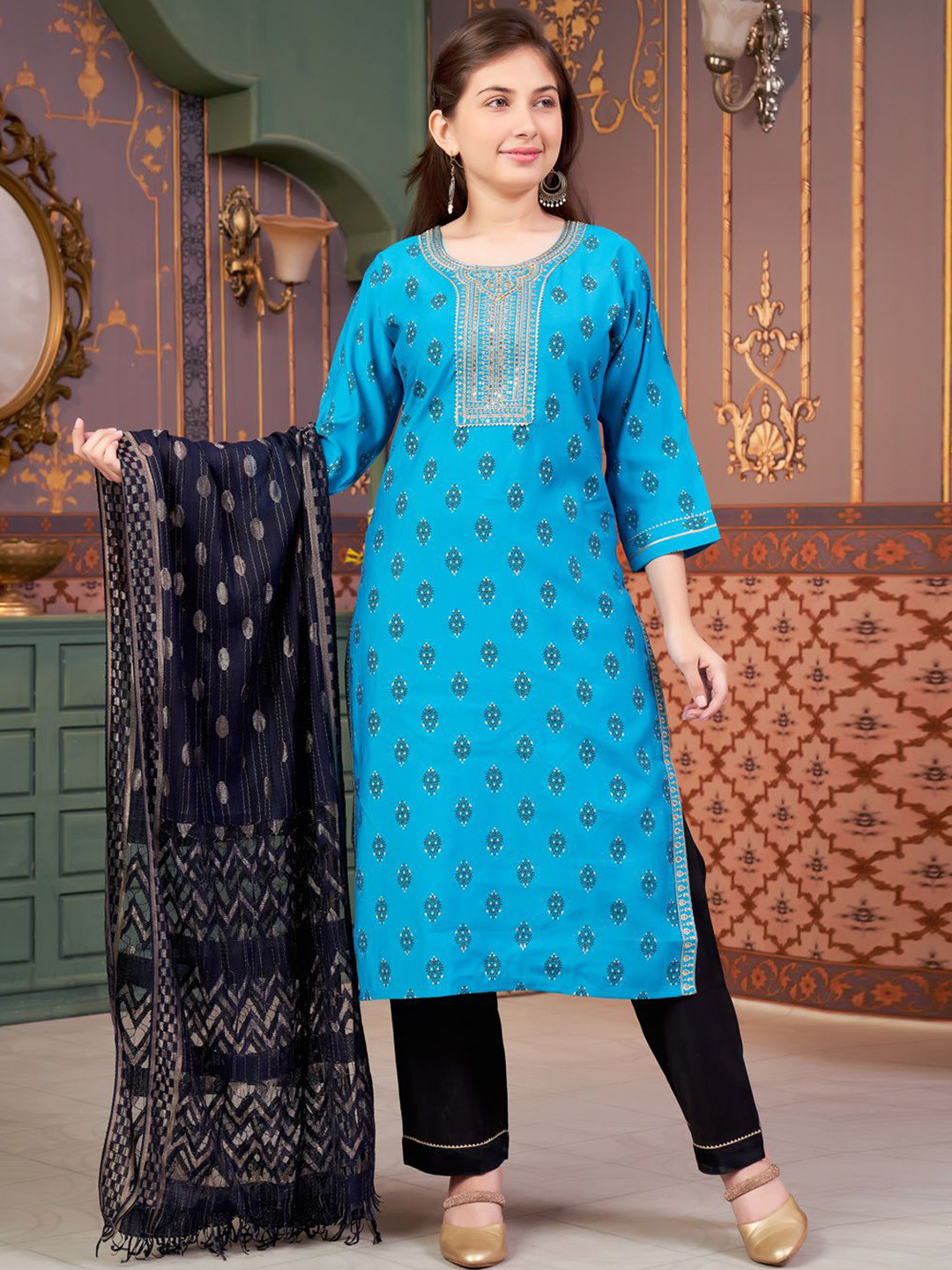 Buy Aarika Girls Kurta - Kurtas for Girls 32980647 | Myntra