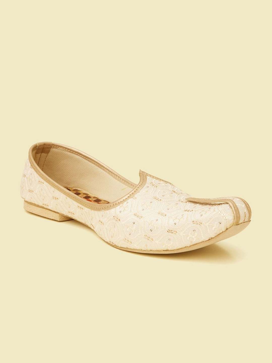 Buy Manyavar Men Self Texture Ethnic Juti Mojaris - Casual Shoes for ...