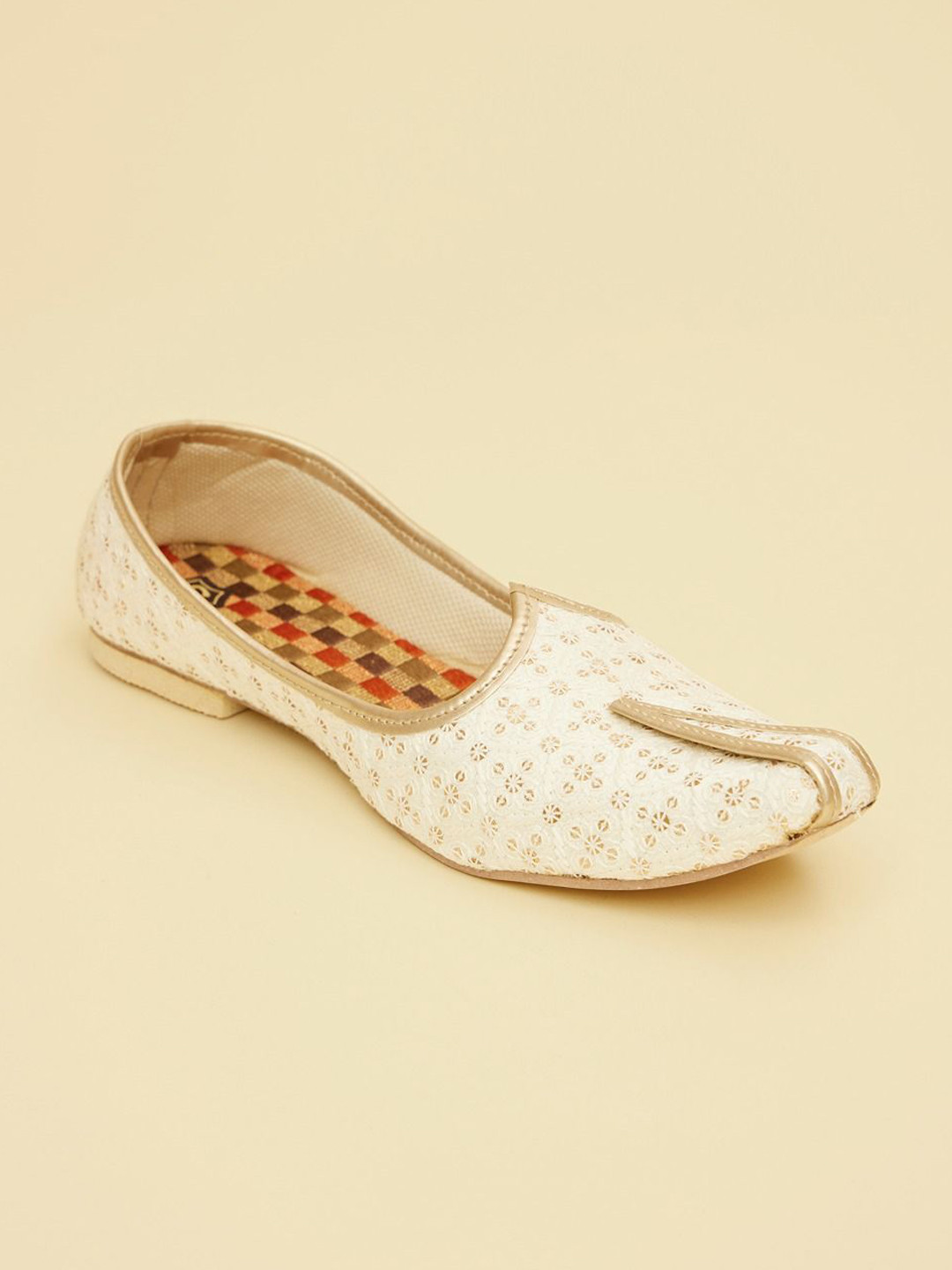 Buy Manyavar Men Sequined Ethnic Juti Mojaris - Casual Shoes for Men ...