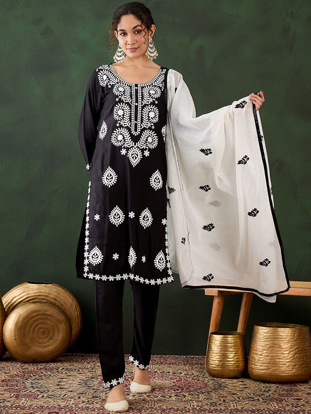 Buy HERE&NOW Black Floral Embroidered Straight Kurta With Trousers ...