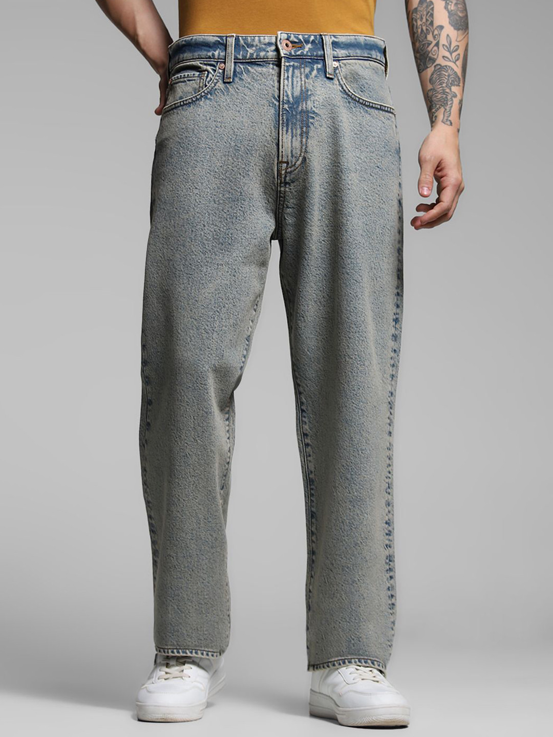 Buy Jack & Jones Men Low Rise Straight Fit Light Fade Stretchable Jeans ...