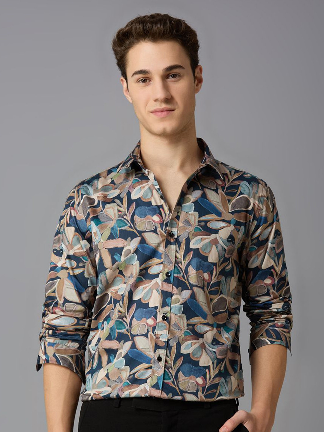 Buy MARK & ALBERT Men India Slim Fit Spread Collar Floral Printed ...