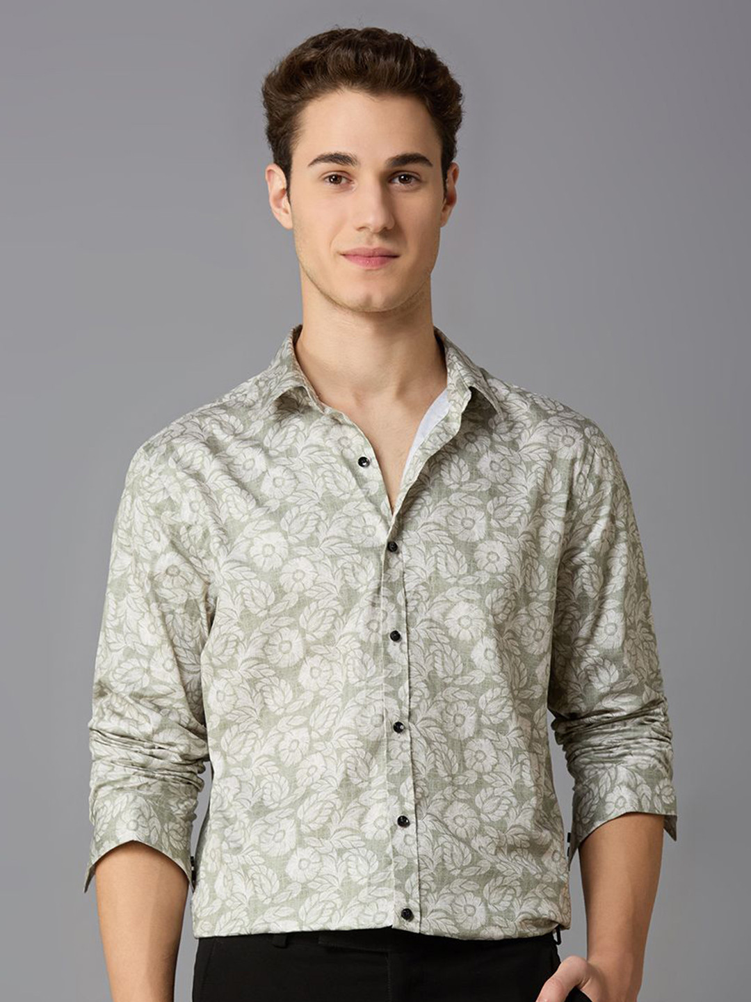 Buy MARK & ALBERT Men India Slim Fit Spread Collar Floral Printed ...