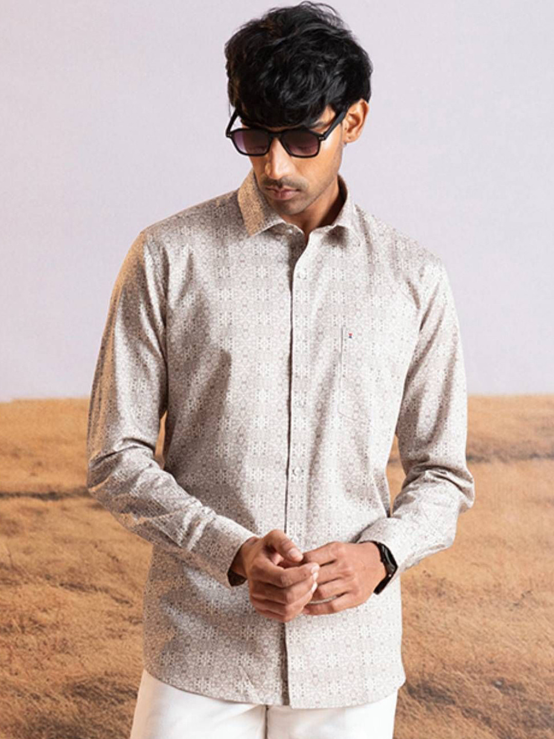 Buy Sero Men Smart Fit Spread Collar Abstract Printed Cotton Casual ...