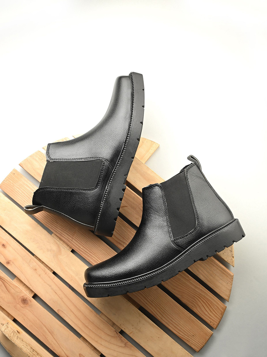 Buy The Roadster Lifestyle Co. Men Textured Block Heel Chelsea Boots ...
