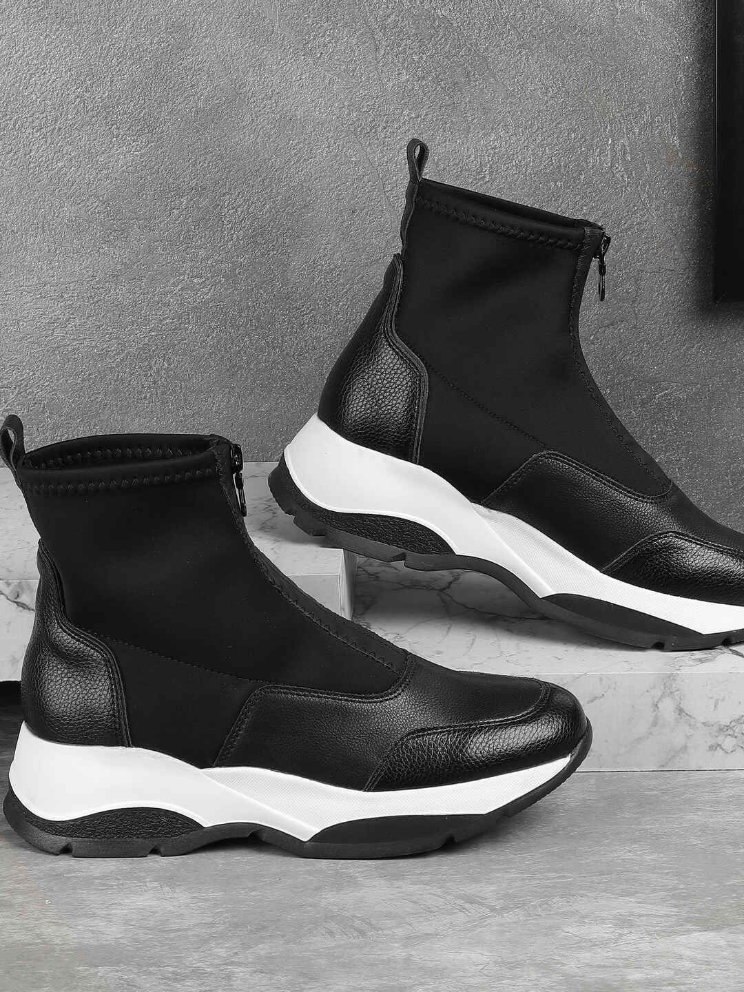 Buy Mochi Block With - Heels for Women 32403984 | Myntra