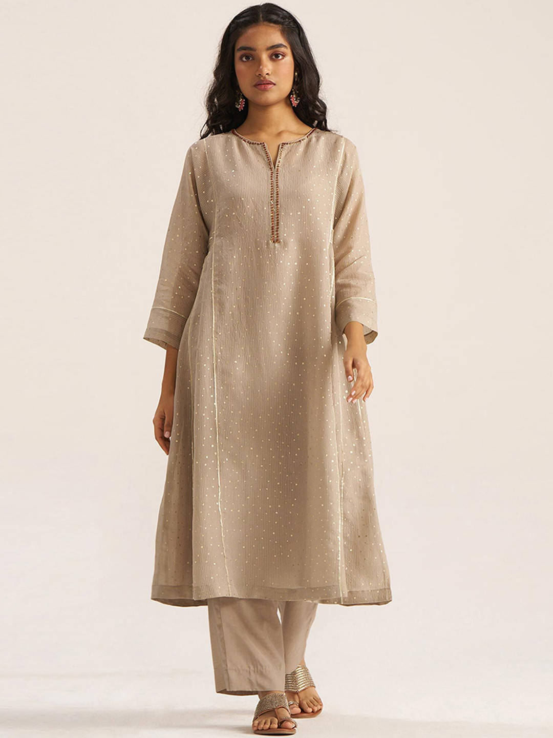 Buy Ganga Beige & Red Self Design Beads And Stones Pure Kota A Line ...