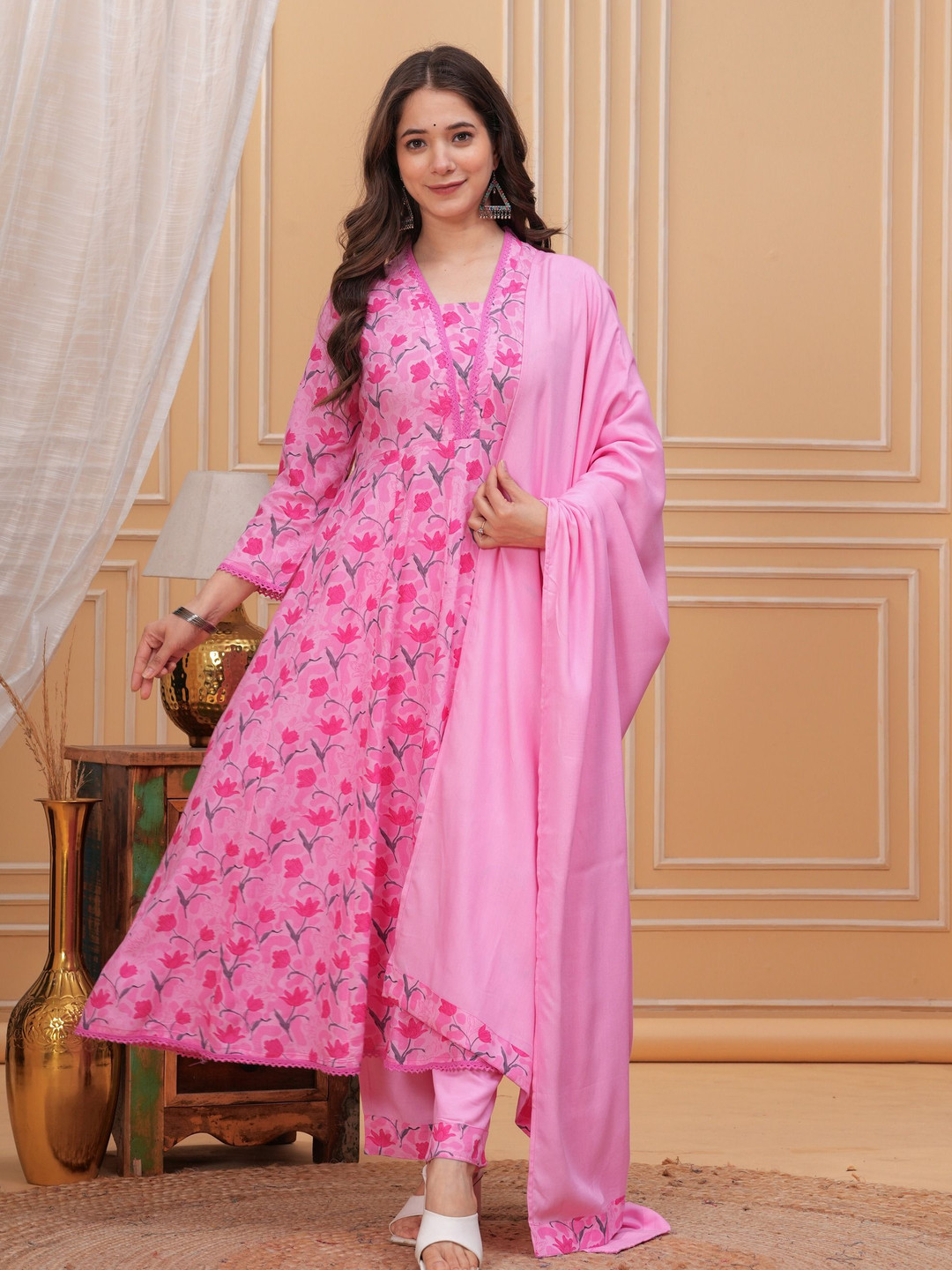 Buy PARTHVI Floral Printed Square Neck Anarkali Kurta With Trousers ...