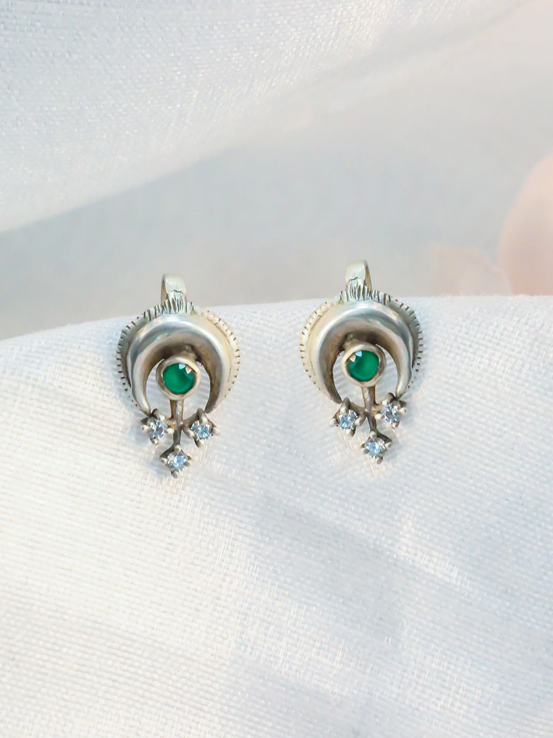 Buy Unniyarcha 92.5 Silver Bugadi Stone Studded Contemporary Studs ...