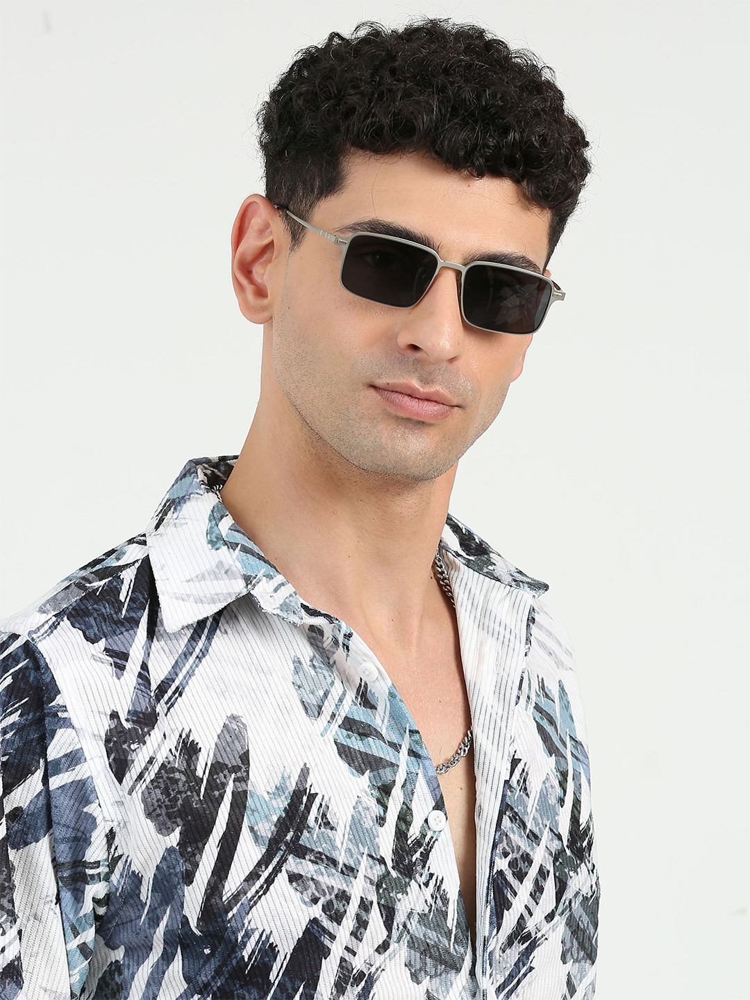 Buy HASHTAG EYEWEAR Unisex Full Rim Square Clip On Frame With Blue Cut ...