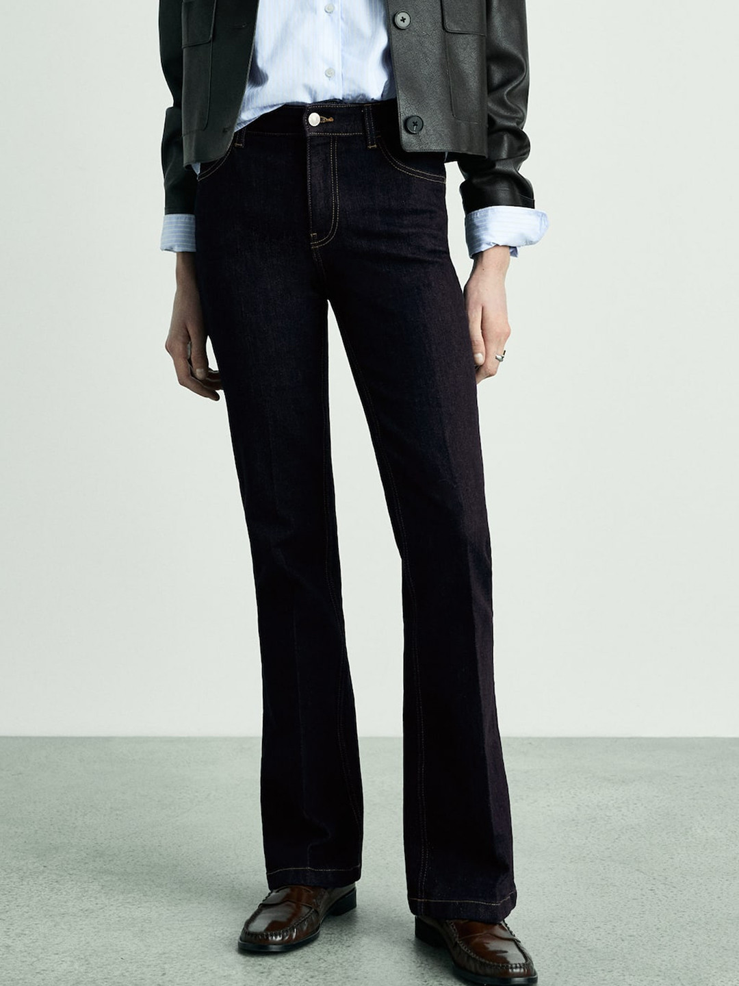 Buy MANGO Women Bootcut Stretchable Jeans - Jeans for Women 31973336 ...