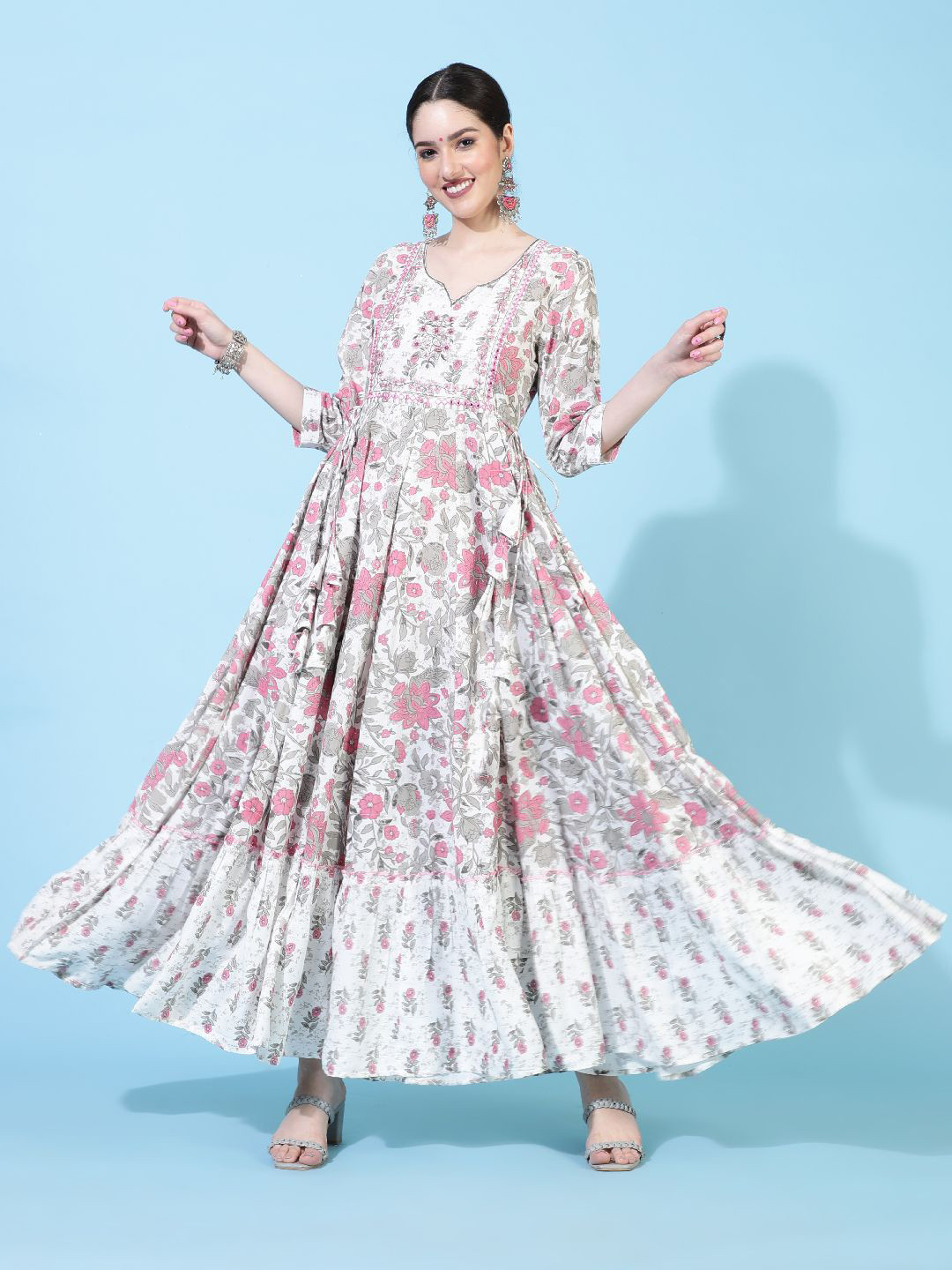 Buy Sa Rasa Floral Printed Sweetheart Neck Empire Mirror Work Anarkali ...