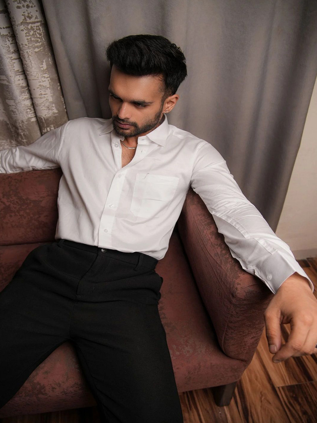 Buy JOHN ELLIES Men Standard Fit Spread Collar Solid Cotton Formal ...