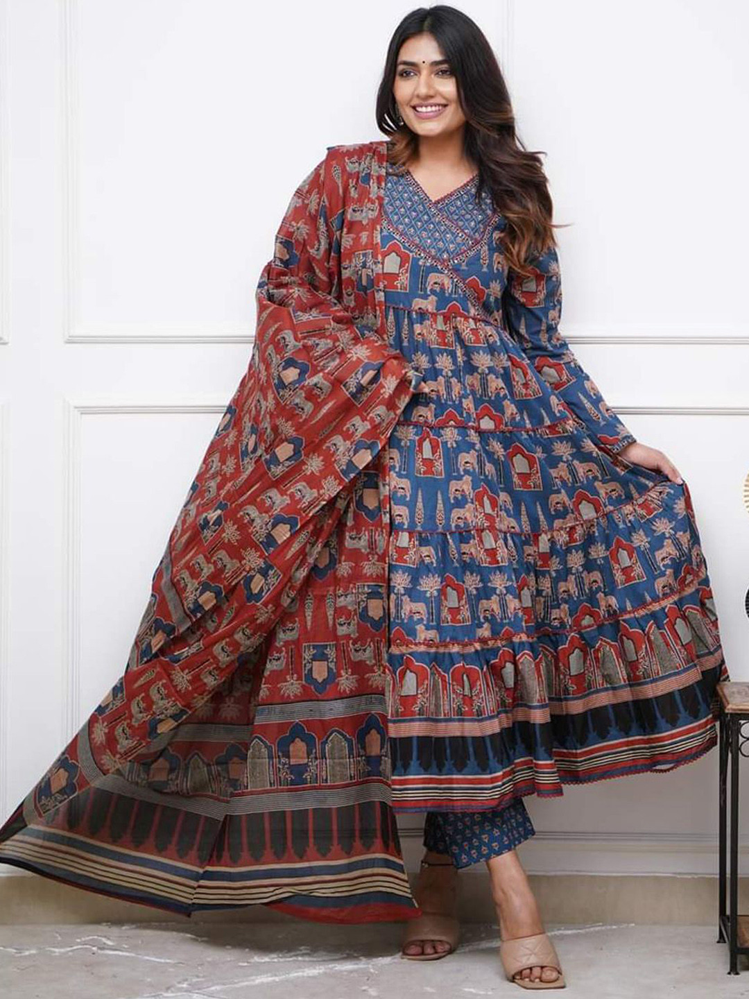 Buy KERI PERRY Kalamkari Print Thread Work Cotton Ethnic Motifs ...