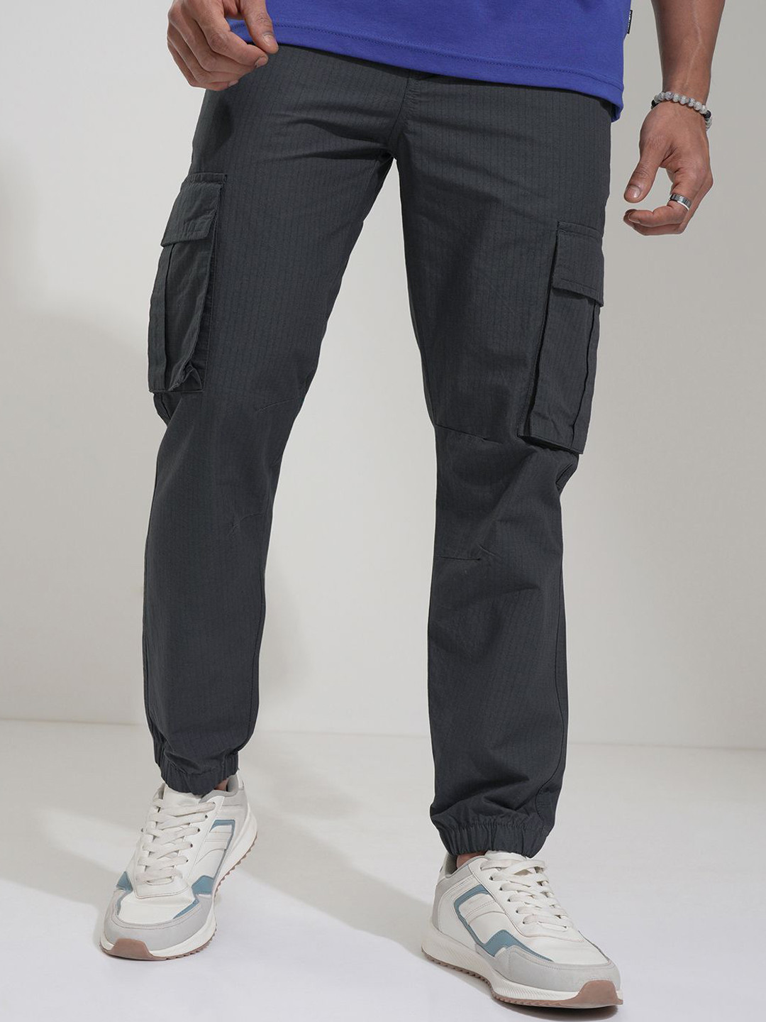 Buy HIGHLANDER Men Ribstop Dobby Solid Cargo Jogger - Trousers for Men ...