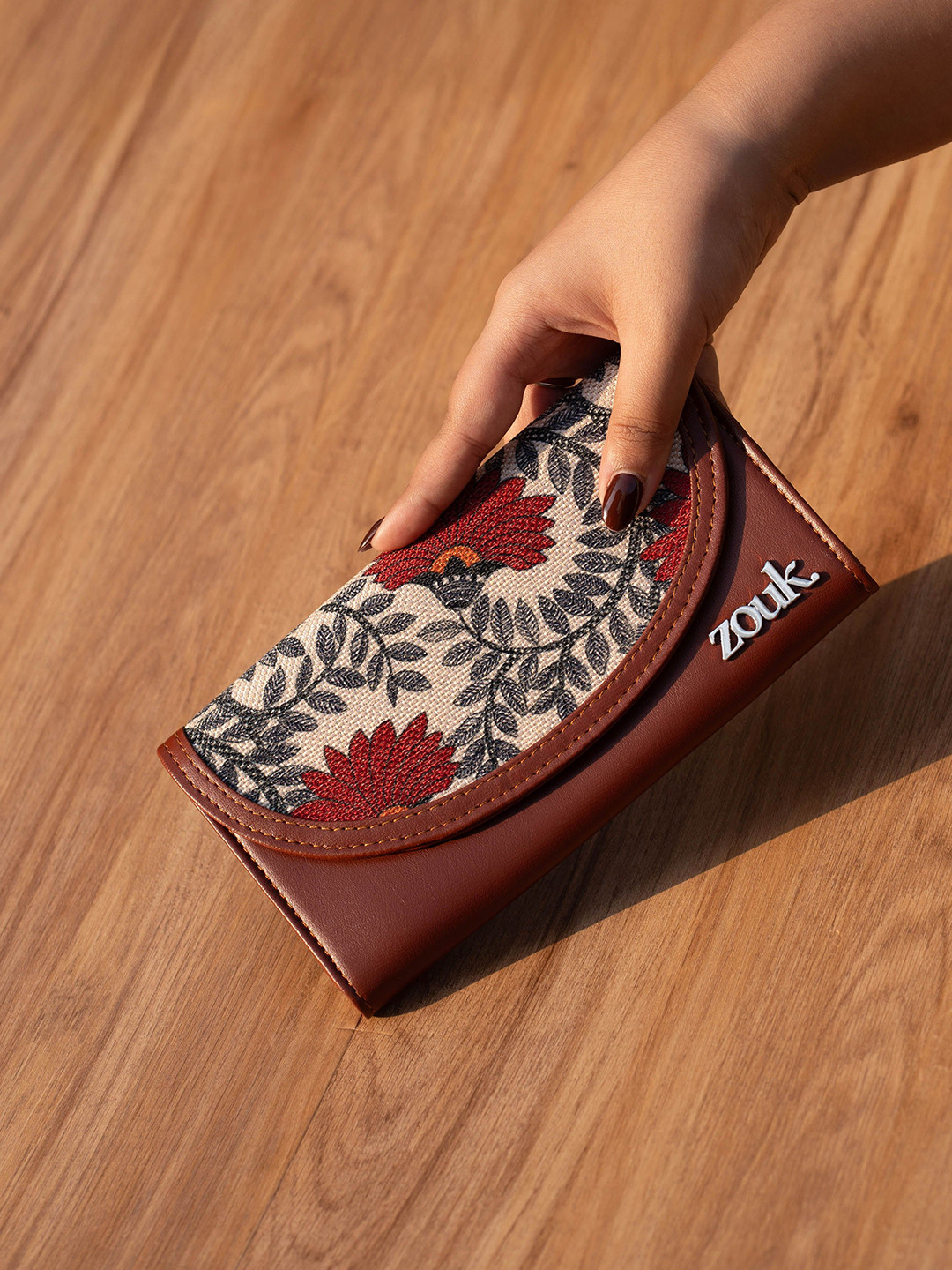 Buy ZOUK Women Ethnic Motifs Printed Nawabi Couture Kyra Flap Wallet ...