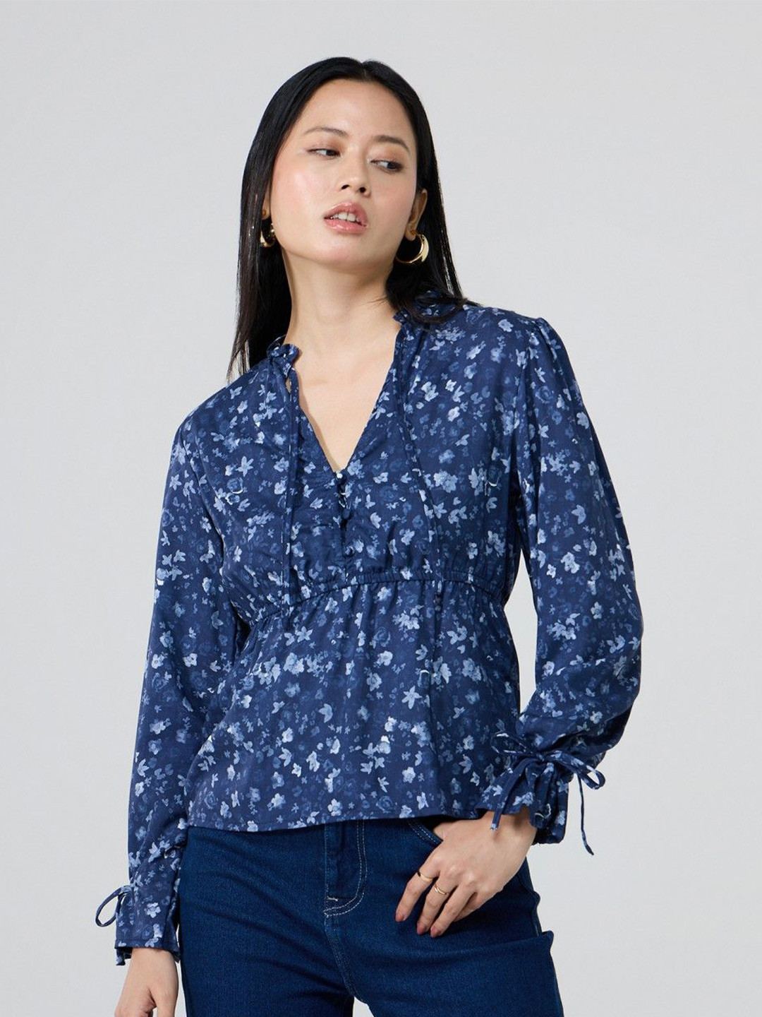 Buy 20Dresses Women Floral Printed Tie Up Neck Peplum Top - Tops for Women 33271649 | Myntra