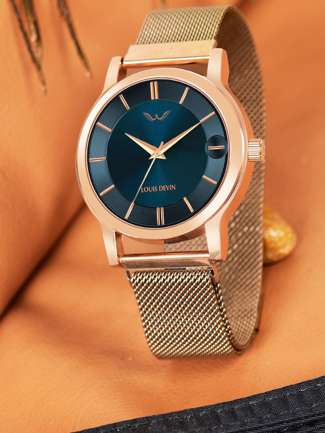 Buy LOUIS DEVIN Men Brass Dial & Bracelet Style Straps Analogue Watch LD RG067 BLU CH - Watches ...