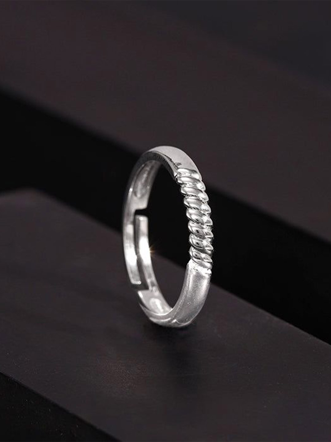 Buy GIVA Silver Rope Ring For Him - Ring for Men 33080006 | Myntra