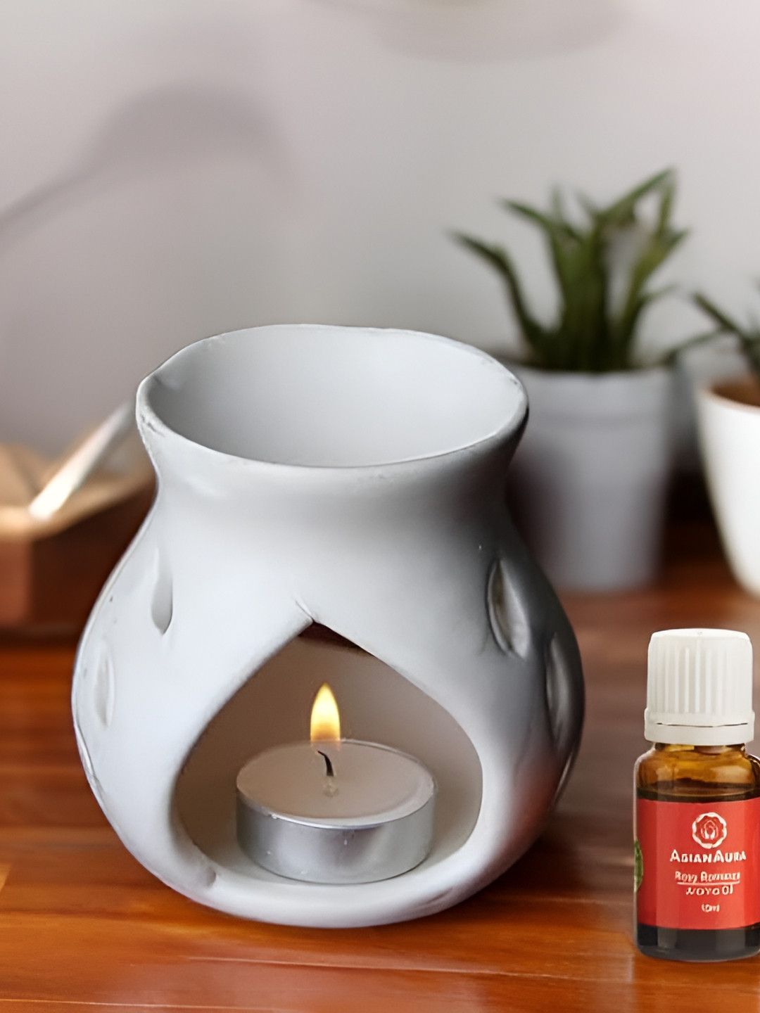 Buy Asian Aura Candle Diffuser With 2 Aroma Oil And 1 T Lite Candles - Aroma Oil Diffusers for ...