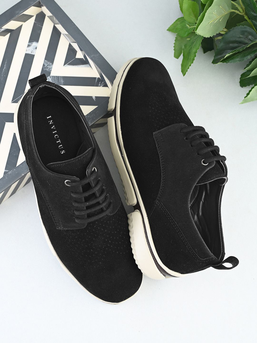 Buy INVICTUS Men Suede Derbys - Casual Shoes for Men 34177747 | Myntra