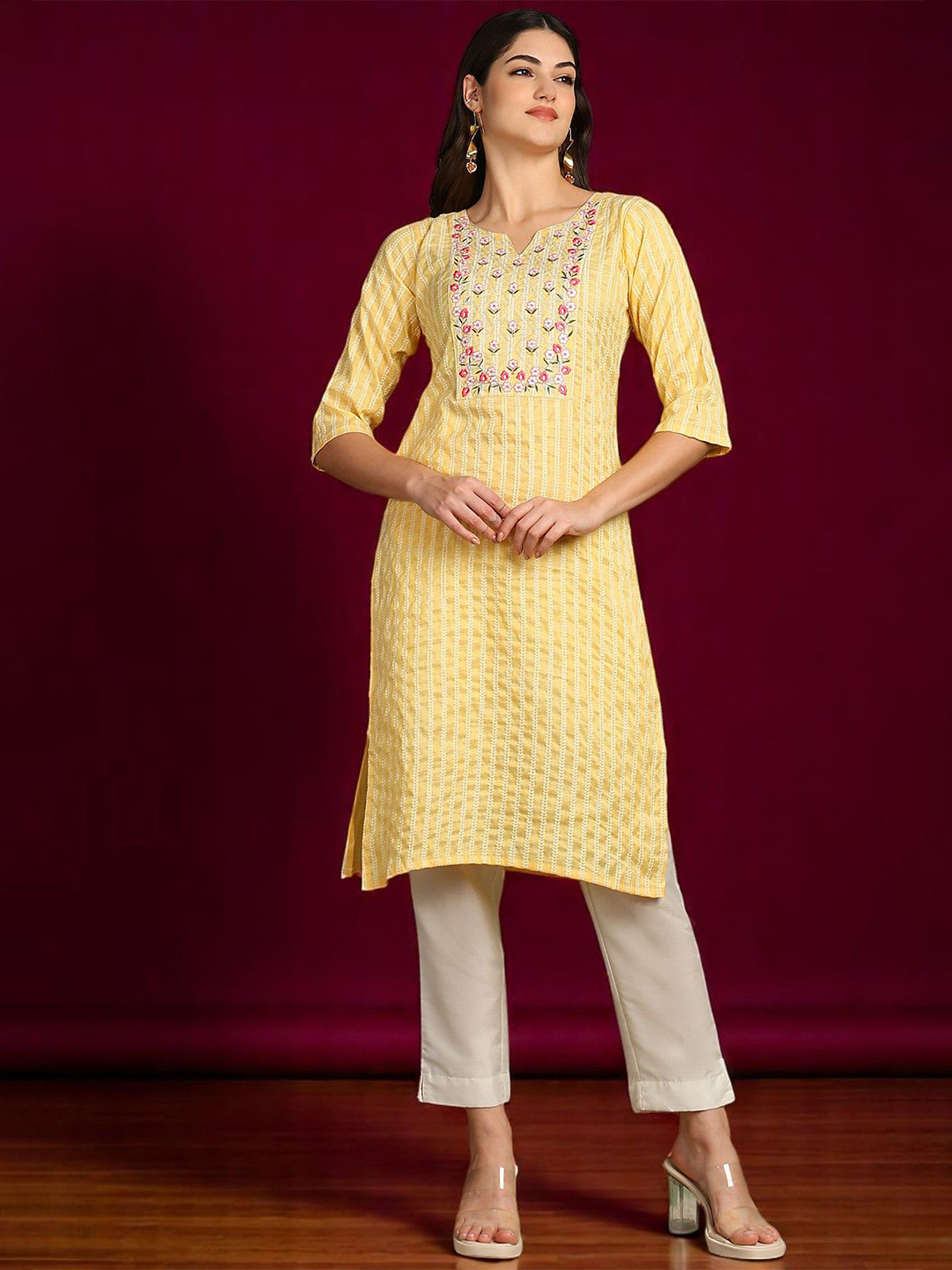 Buy HERE&NOW Thread Work Notch Neck Straight Kurta - Kurtas for Women 34134576 | Myntra