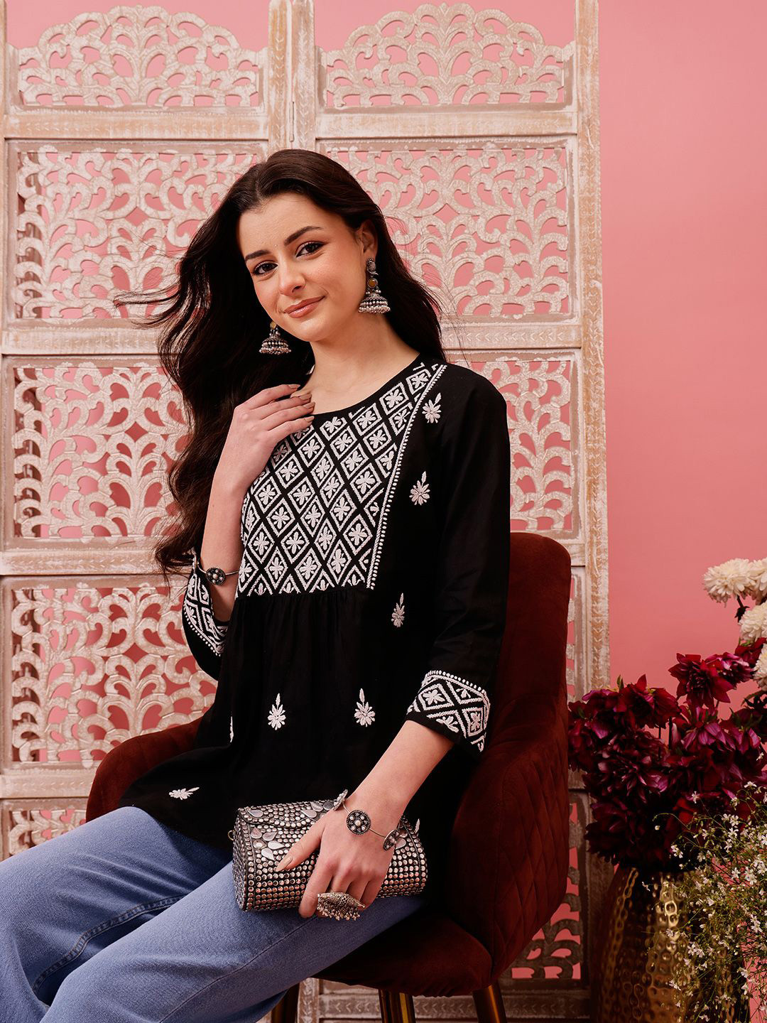 Buy ADA Women Ethnic Motifs Embroidered Chikankari Chikankari Kurti ...